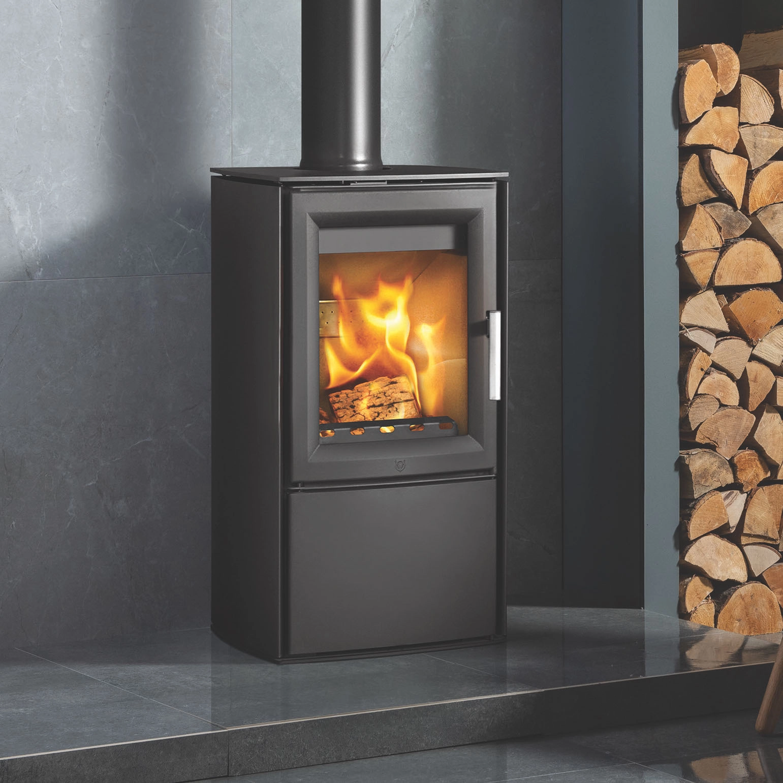 Varde Aura 3 Wood Burning Stove - The Fireplace Company